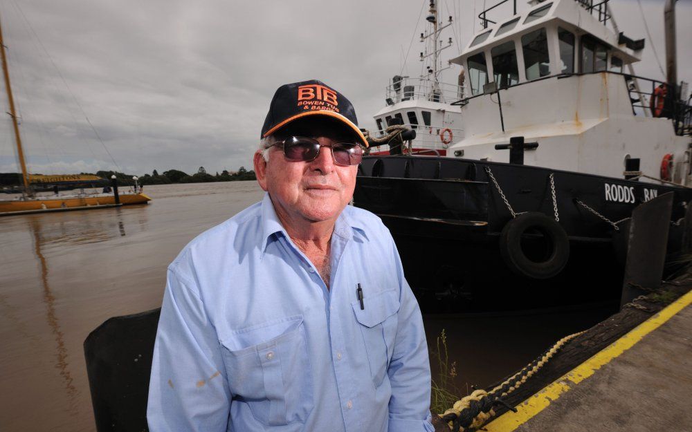 Sleepbootkapitein voorkomt ramp Brisbane