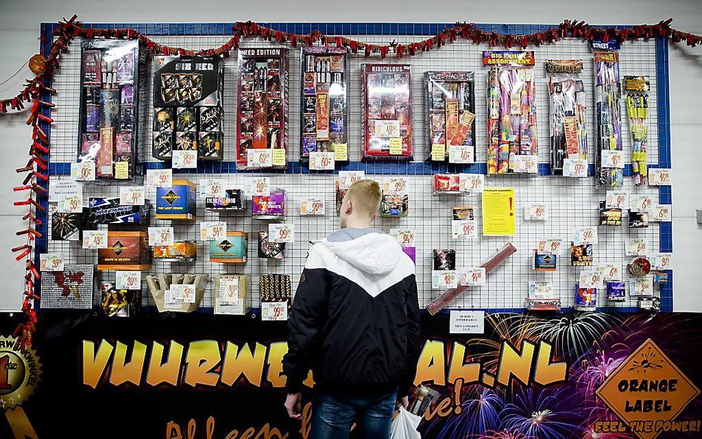 „Jochies steken nog nauwelijks rotjes af”