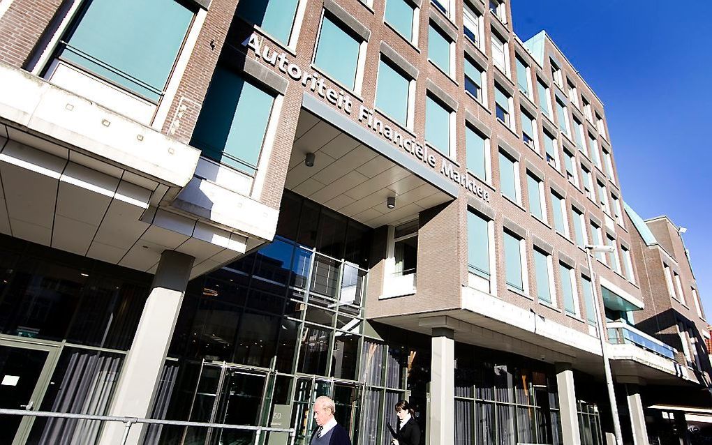 AFM gaat samen met accountants toetsen