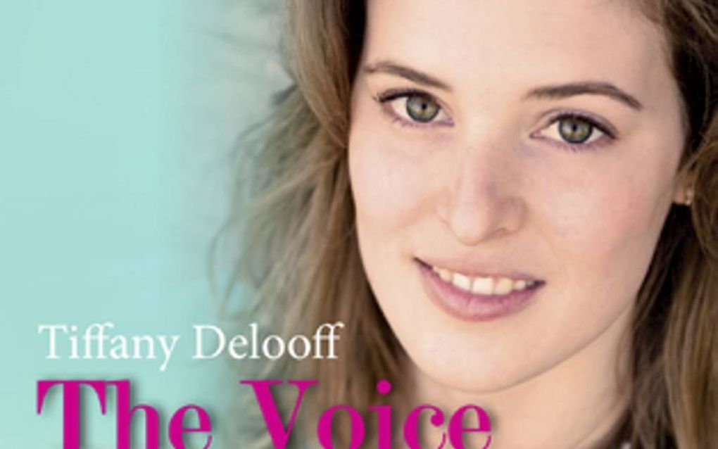 Recensie: Zangeres Tiffany Delooff