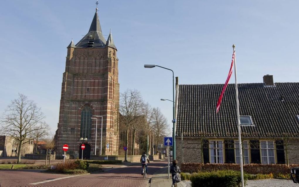 Sprang-Capelle: Protestants dorp met bourgondisch randje