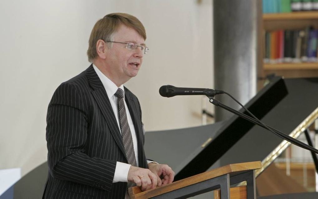 Dr. Hoek: Preek mag geen herkenningstune zijn