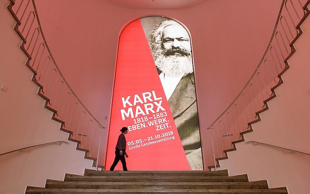 Oproep tot protest bij onthulling standbeeld Karl Marx in Trier