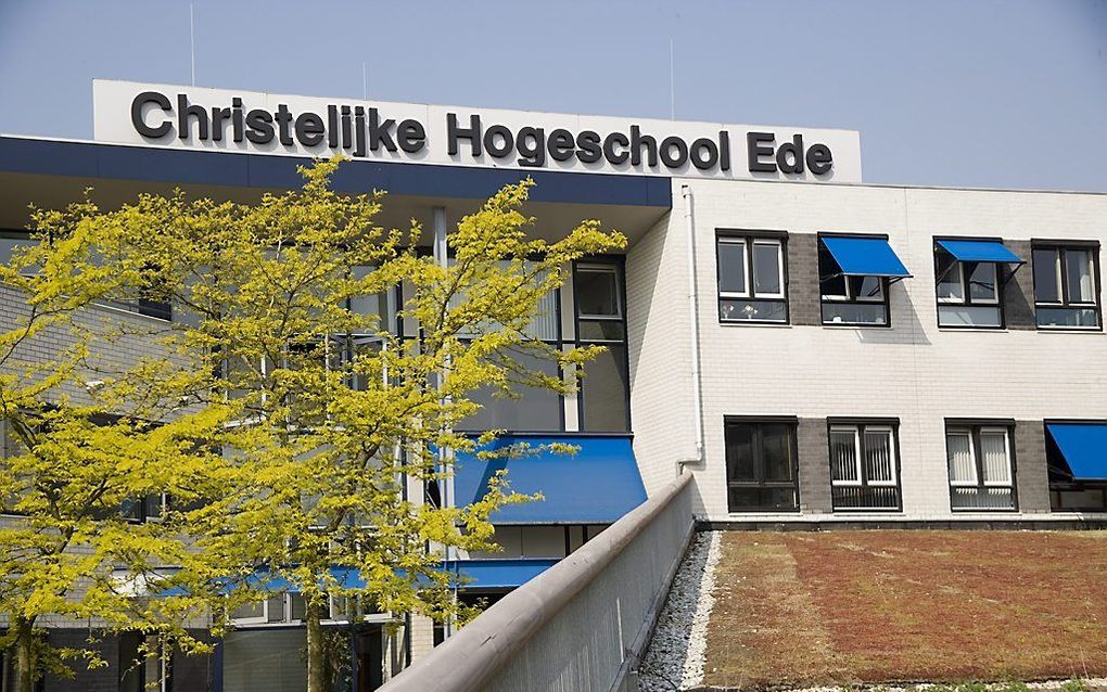 Christelijke Hogeschool Ede begraaft archeologische schat