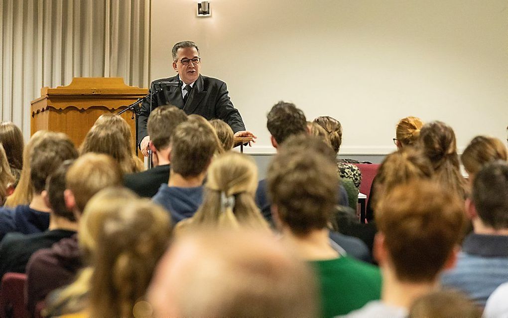 Ds Zwartbol Op Jeugdcontactavond Hertaal Heidelbergse Catechismus Niet Ds Zwartbol Op Jeugdcontactavond Hertaal Heidelbergse Catechismus Niet