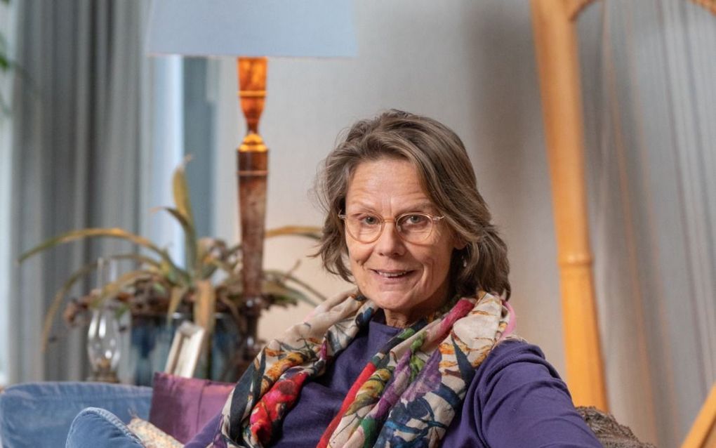 Marian Houtman-Heijboer: Gedragen door de golven heen