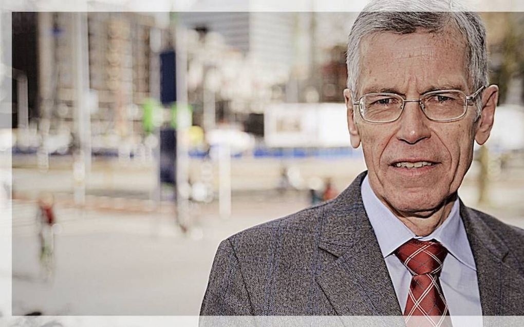 Prof. Muis: Niet de preek, maar gezamenlijk Onze Vader bidden is ...
