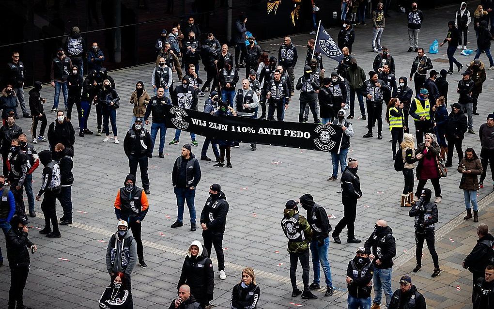 Begraafplaats Bodegraven doelwit van complotdenkers