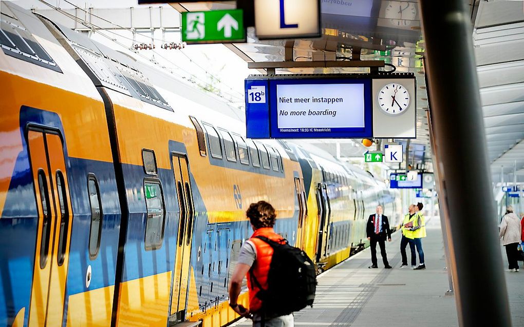 NS-stations krijgen woensdag nieuwe omroepstem