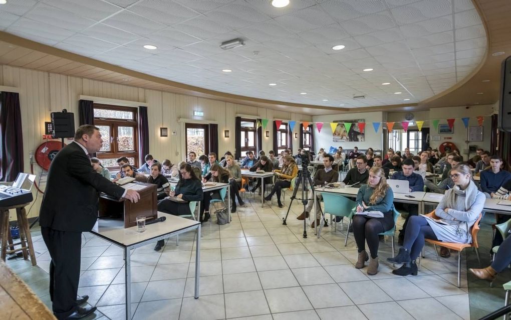 HHJO-jongeren denken in Ellemeet na over geloofszekerheid