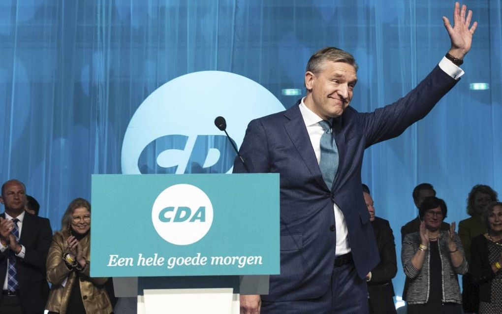 Middenpartij CDA blijft naar rechts kijken