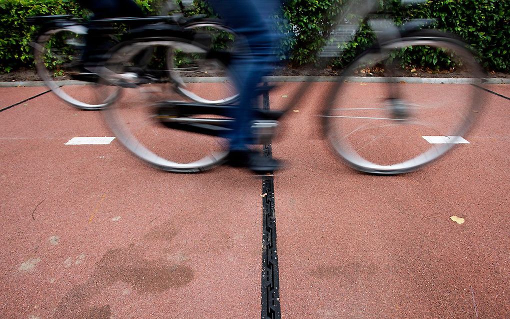 Bouwend Nederland: Drukke fietspaden zijn vaak te smal
