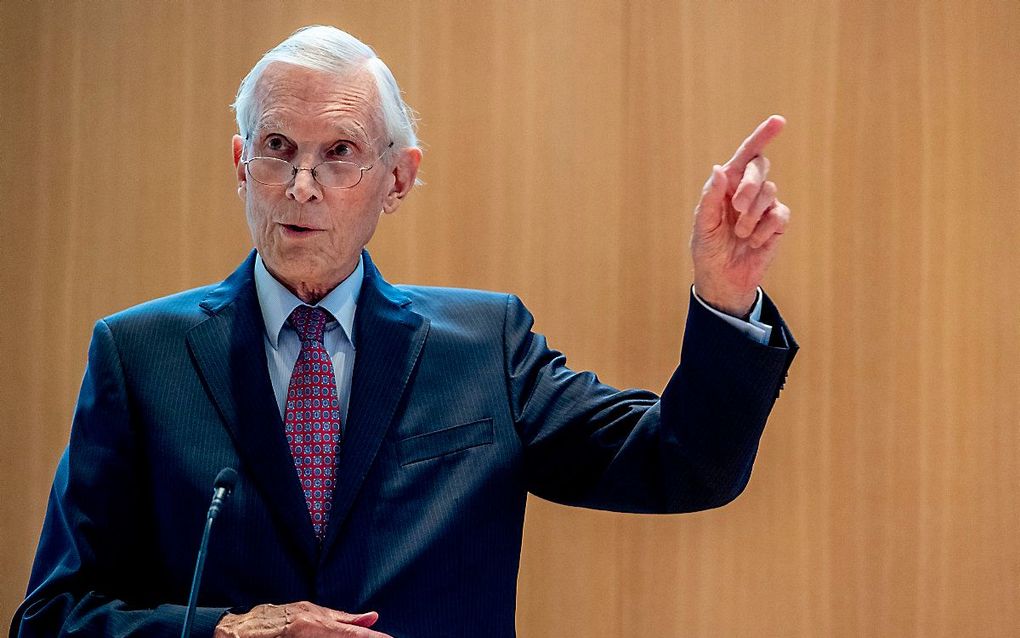 Oud-minister Ben Bot: Geen excuses aan Indonesië