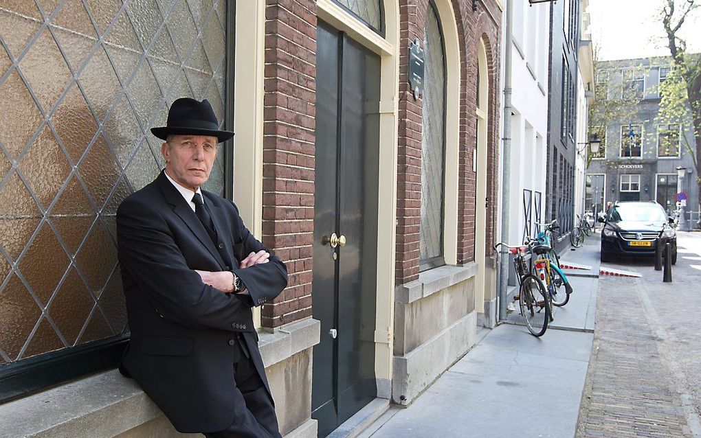 Ds. A. F. R. van de Veen neemt beroep aan naar oggiN Ede-Wekerom