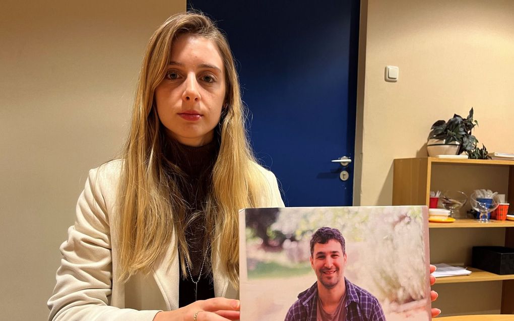 Familieleden en vrienden Israëlische gijzelaars vertellen over drama ...