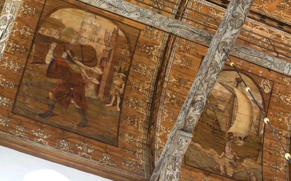 Actie voor restauratie tongewelf Grote Kerk Naarden