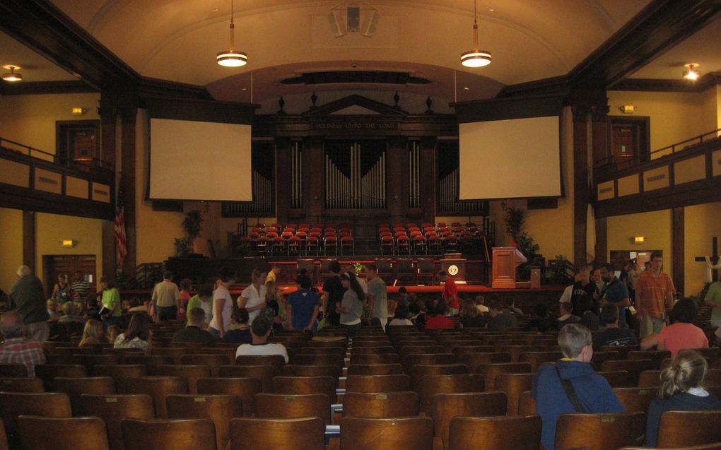 „Biddend, huilend, aanbiddend” in de kapel van Asbury University VS