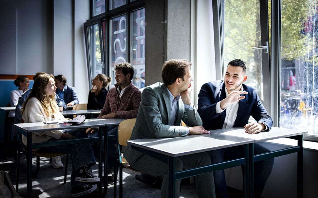 Onderzoek: Studenten ervaren veel stress en voelen weinig steun