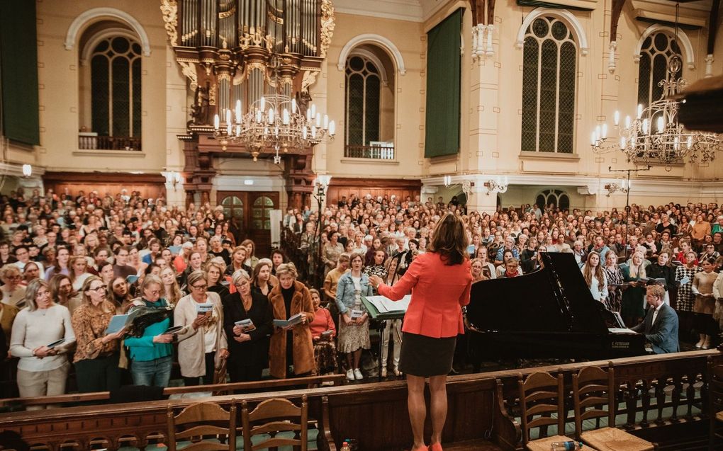Opnieuw gaan 1600 vrouwen in Nieuwe Kerk Katwijk samen zingen
