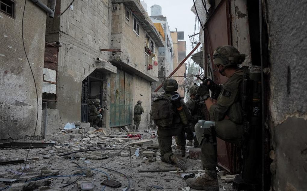 Leger Israël: vijf dode gijzelaars gevonden in tunnels Gaza