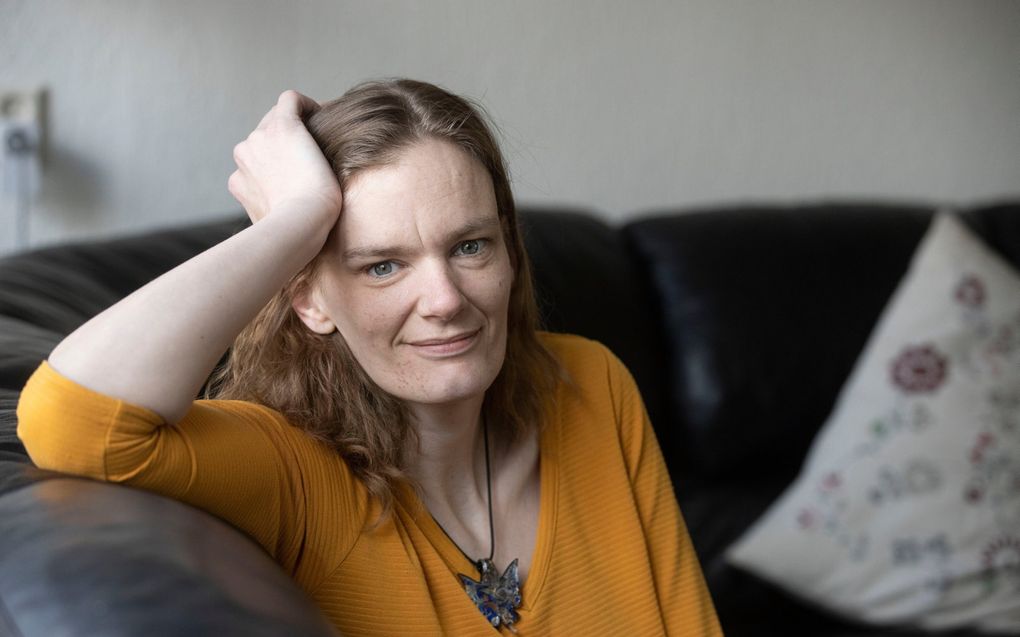 Hoe vochtiger de lucht, hoe meer pijn Corien Delger (39) heeft