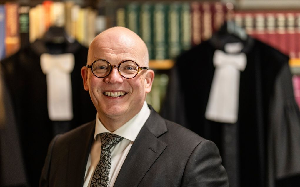 Ds. A. Goedvree 25 jaar predikant: van het café naar de kansel