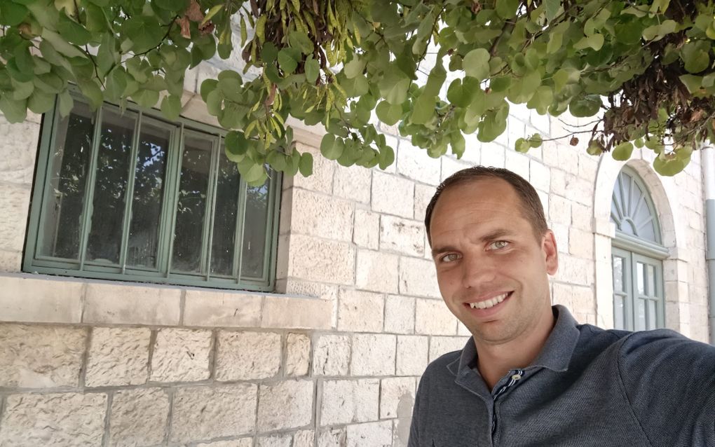 Raketten vliegen over huis proponent Boogert in Jeruzalem; zijn ...