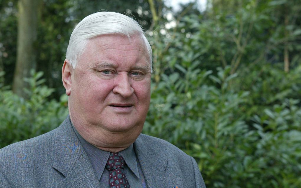 Tweegesprek over “De tovernaar en de dominee”