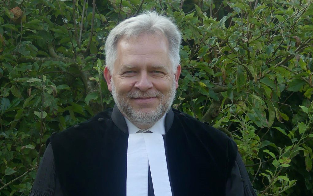 Ds. Hoogesteger neemt afscheid van hervormd Dussen-Hank