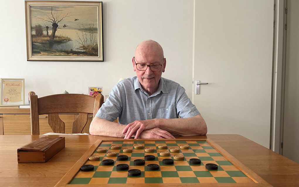 Martin van Dijk schreef 47 jaar over dammen in het RD: „Rubriek werd ...