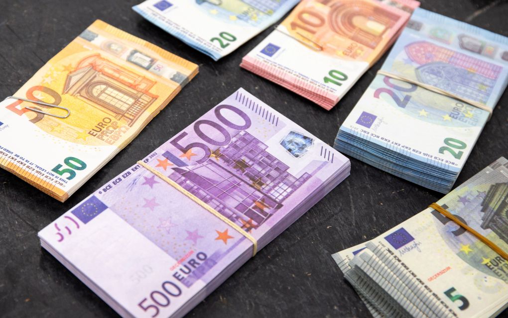 Weinig mensen herkennen vals geld (terwijl het verschil vaak simpel te ...