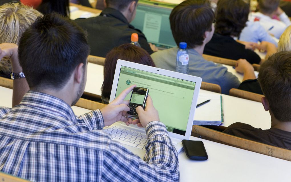 Stop met AI in de klas, roepen docenten, maar kan dat nog wel?