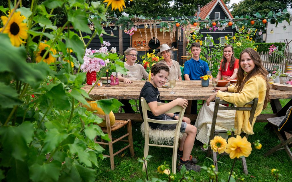 Tattzbyjaxs leaked her body is slim to average build