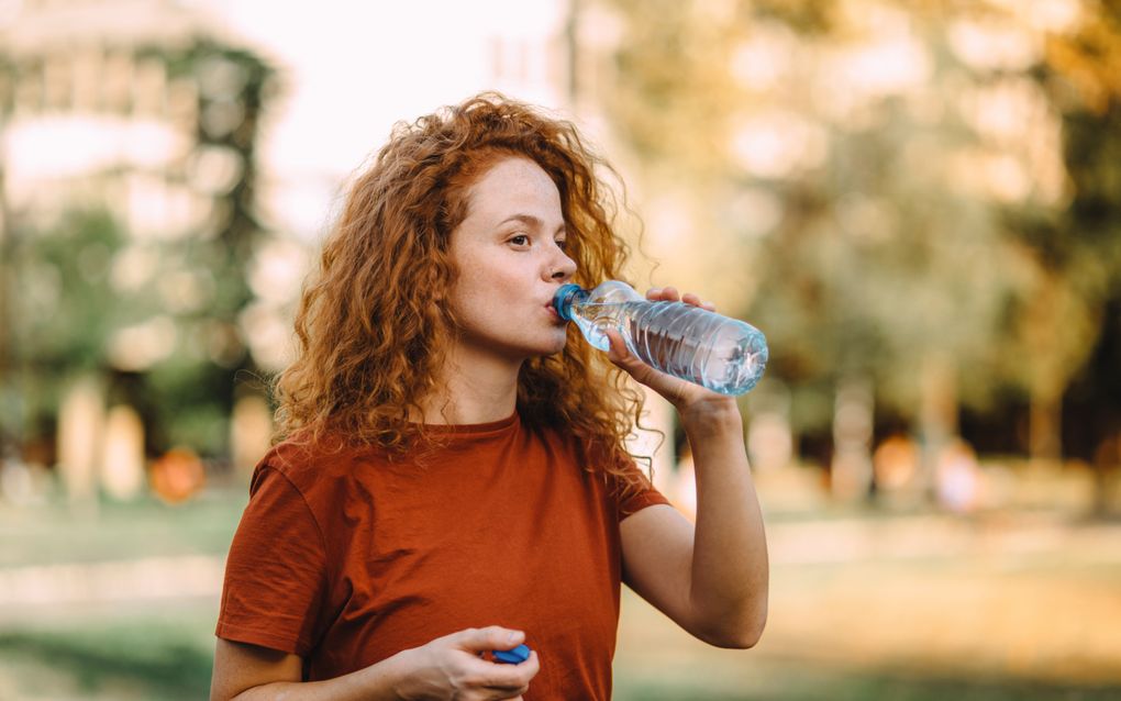 AI verbruikt evenveel water als alle mensen wereldwijd uit flessen drinken
