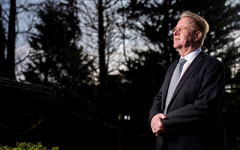 De vrouw van Tom van Staveren zegt weleens: Laat je Petrusgestalte maar ...