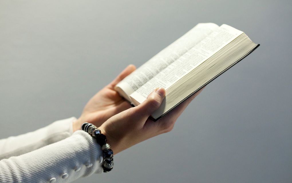 Eerste dyslexievriendelijke Bijbel in Nederland uitgegeven