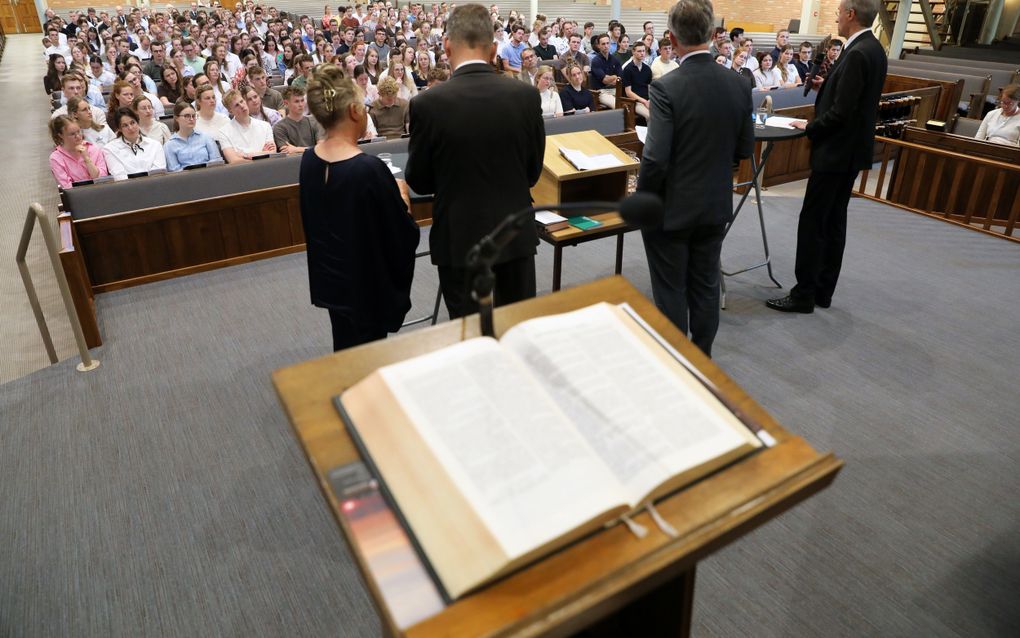 Jongerenevent Gereformeerde Gemeenten in Nederland: „Zoek je iemand in ...