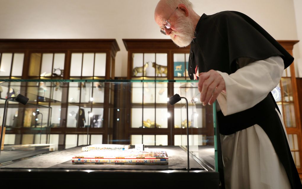 Boekbinder Edgar Claes: We sterven uit; de toekomst van de kruisheren ...