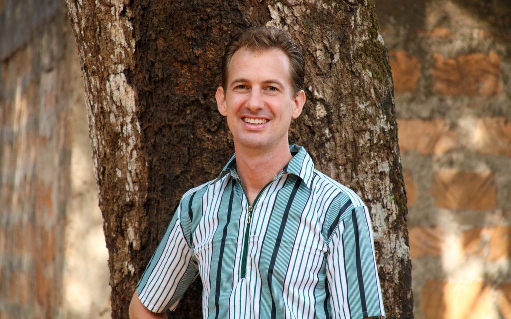 Als je niet bij de kerk opgroeit, is een kinderbijbel nog te moeilijk ...