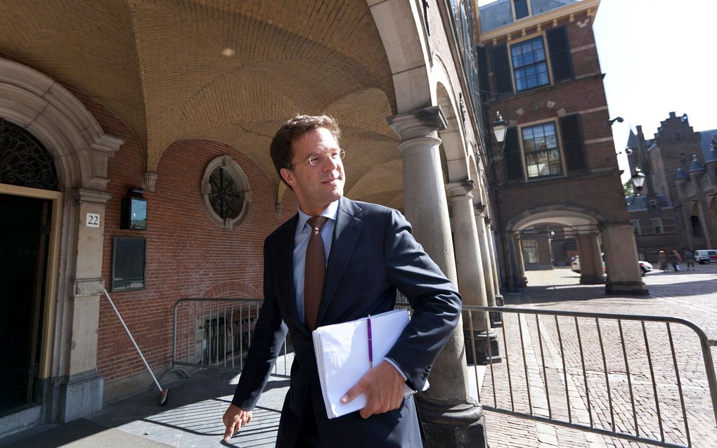 Formatie achter gesloten deuren voortgezet