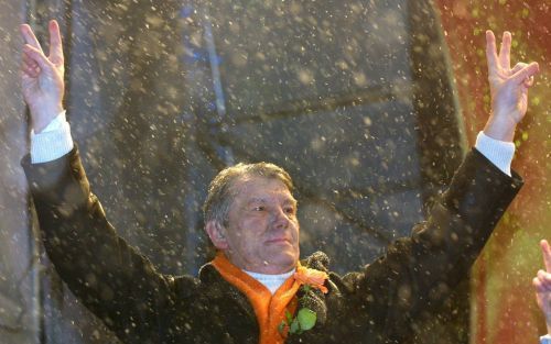 Koetsjma waarschuwt voor oorlog