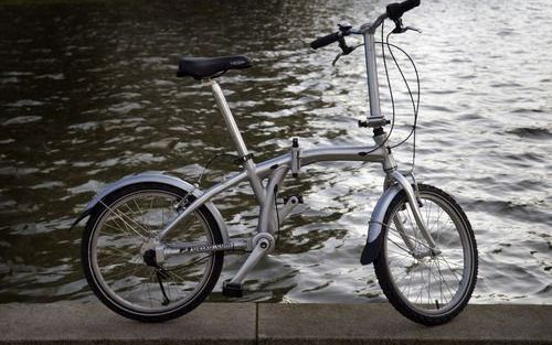 Kettingloze vouwfiets voorkomt vieze vingers