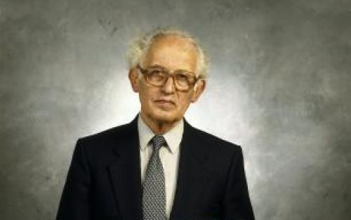 Loe De Jong Overleden
