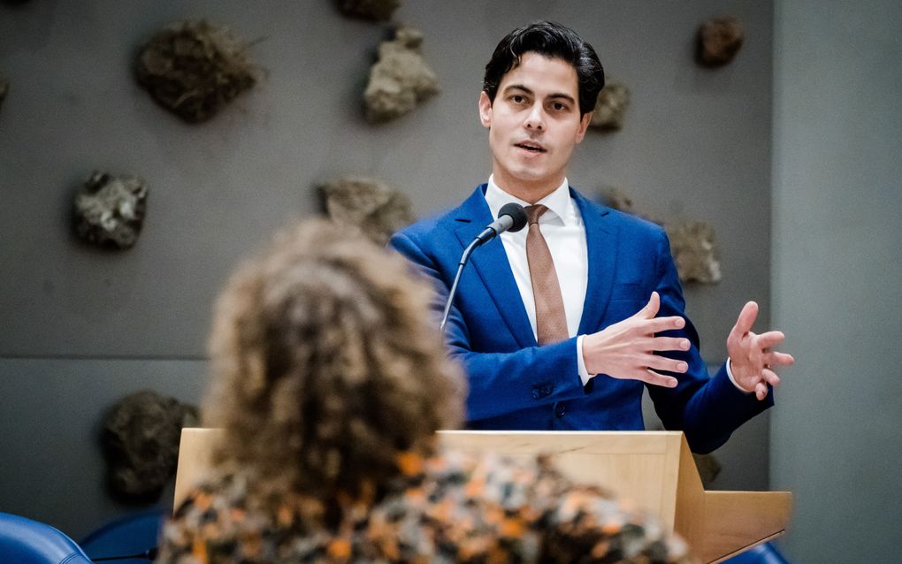 Jetten krijgt oppositie niet mee met afbouw salderingsregeling