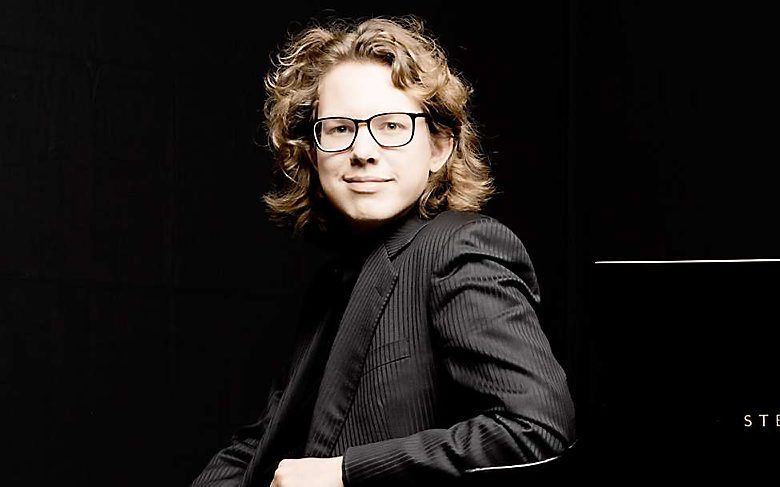 Pianist Hannes Minnaar krijgt Nederlandse Muziekprijs
