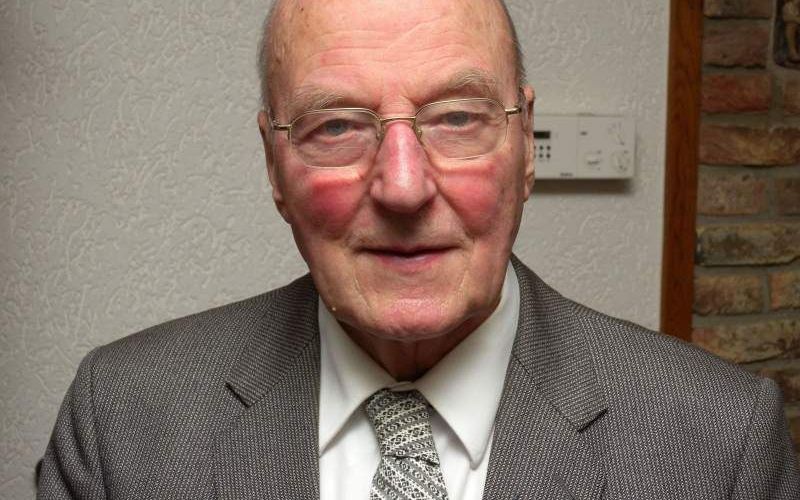 Ds. Schipper (88) gaat nog bijna iedere zondag voor