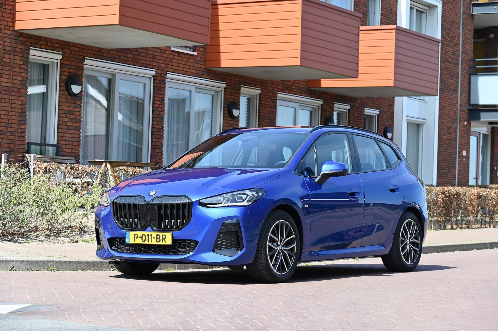 BMW 223i Active Tourer: ruimtewagen met veel te veel apps