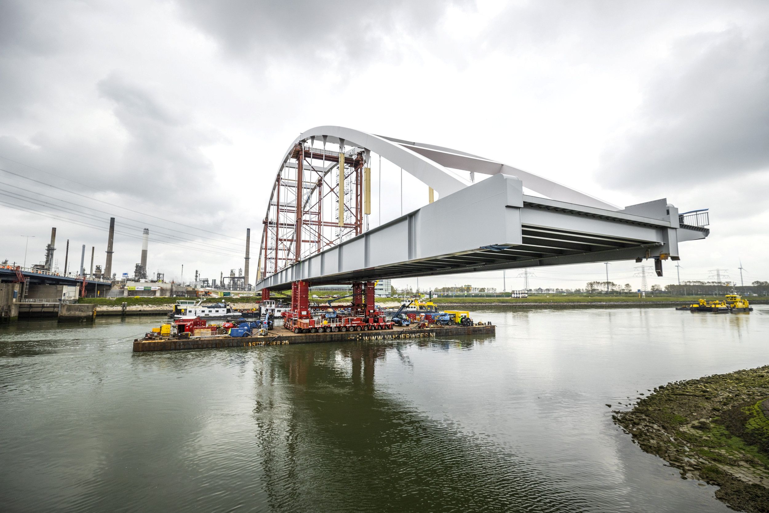 Nederland staat voor gigantische uitdaging: deze bruggen zijn aan het ...