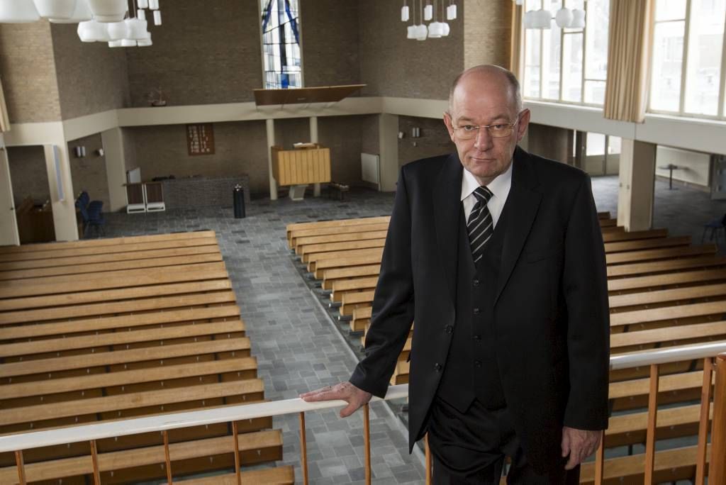 Ds. J. Geene (PKN) 25 jaar predikant: Gemeenteleden steeds banger voor ...