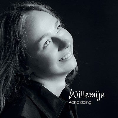Willemijn zingt ”Aanbidding”